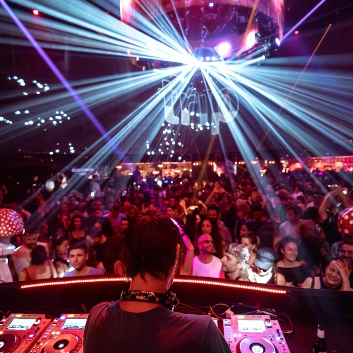 Playa Soleil: From Daybeds To Dancefloors, This Exclusive Ibiza Beach ...